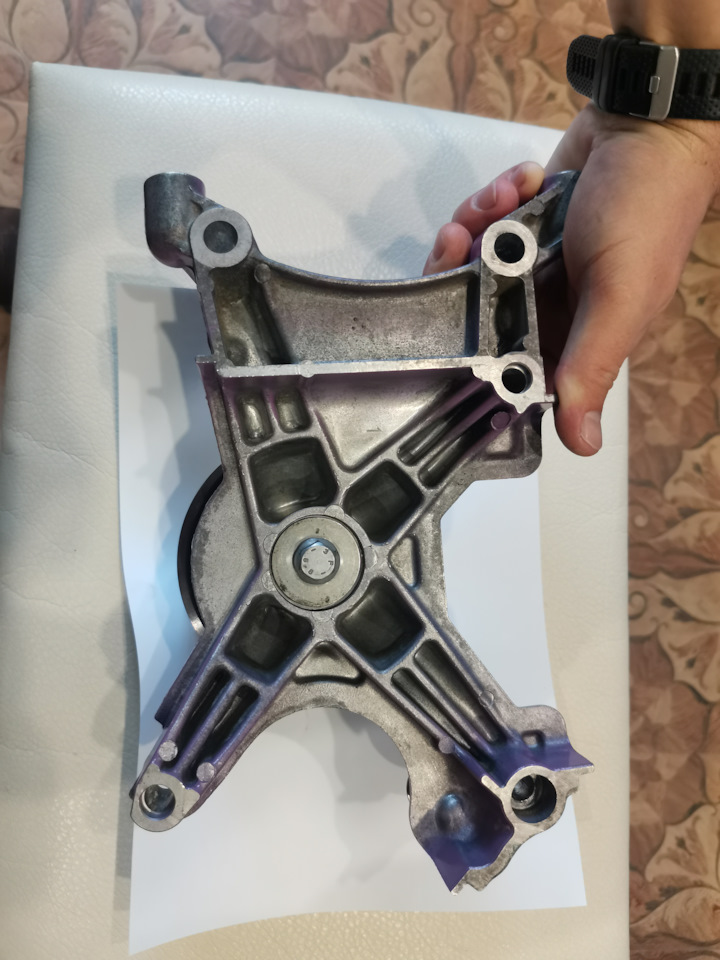 1663050011 Ролик промежуточный ремня приводного TOYOTA LEXUS | Запчасти ...