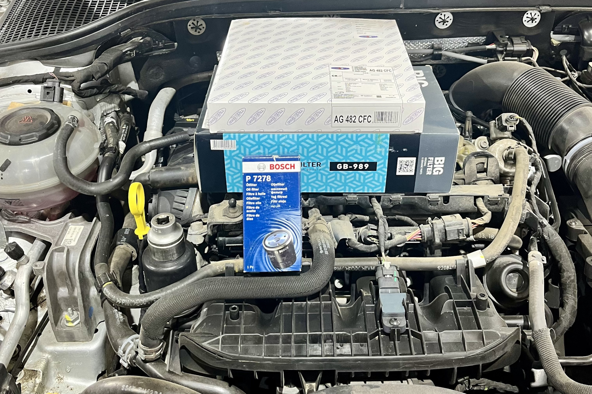 №22. ТО 157330 км. RAVENOL SSL 0w40 — Skoda Octavia Combi A7 Mk3, 1,8 л, 2018 года | плановое ТО ...