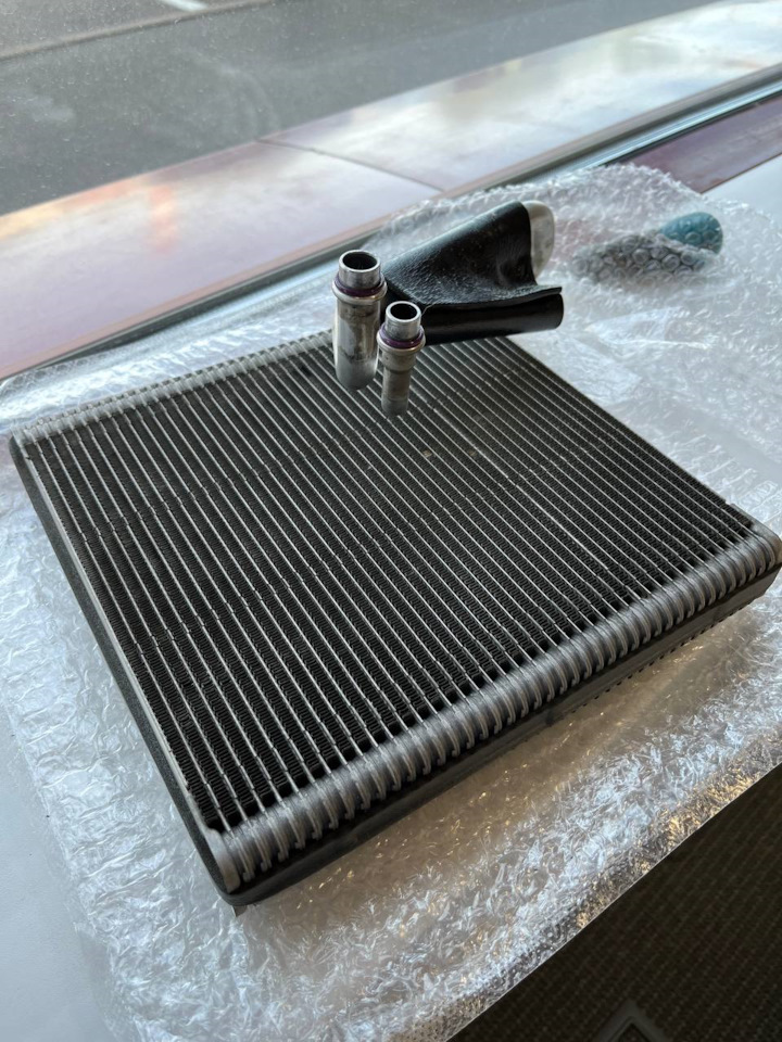 5Q1816100A Испаритель с расширительным клапаном VAG | Запчасти на DRIVE2