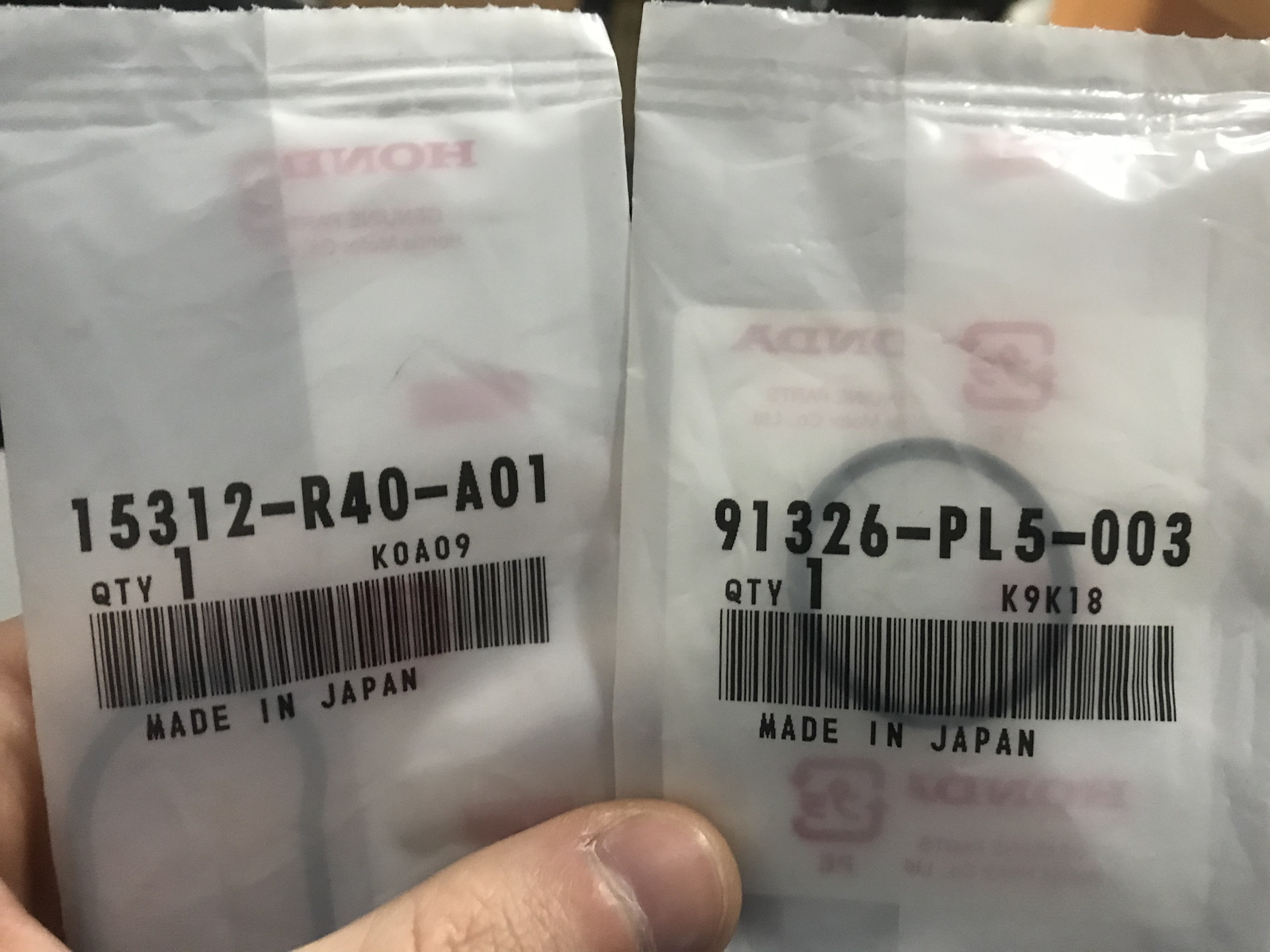 Замена прокладки кронштейна масляного фильтра — Honda Accord Coupe (8G ...