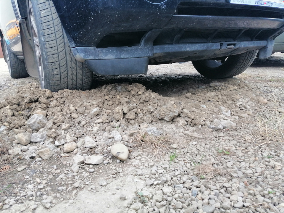 Брызговик бампера с реста на дорест. — Land Rover Range Rover (3G), 3,6 ...