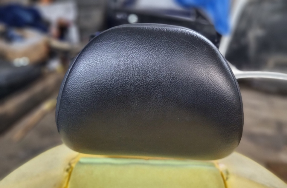 Подголовник на передние сиденье на Honda Accord (8G), Acura TSX (2G). Б ...