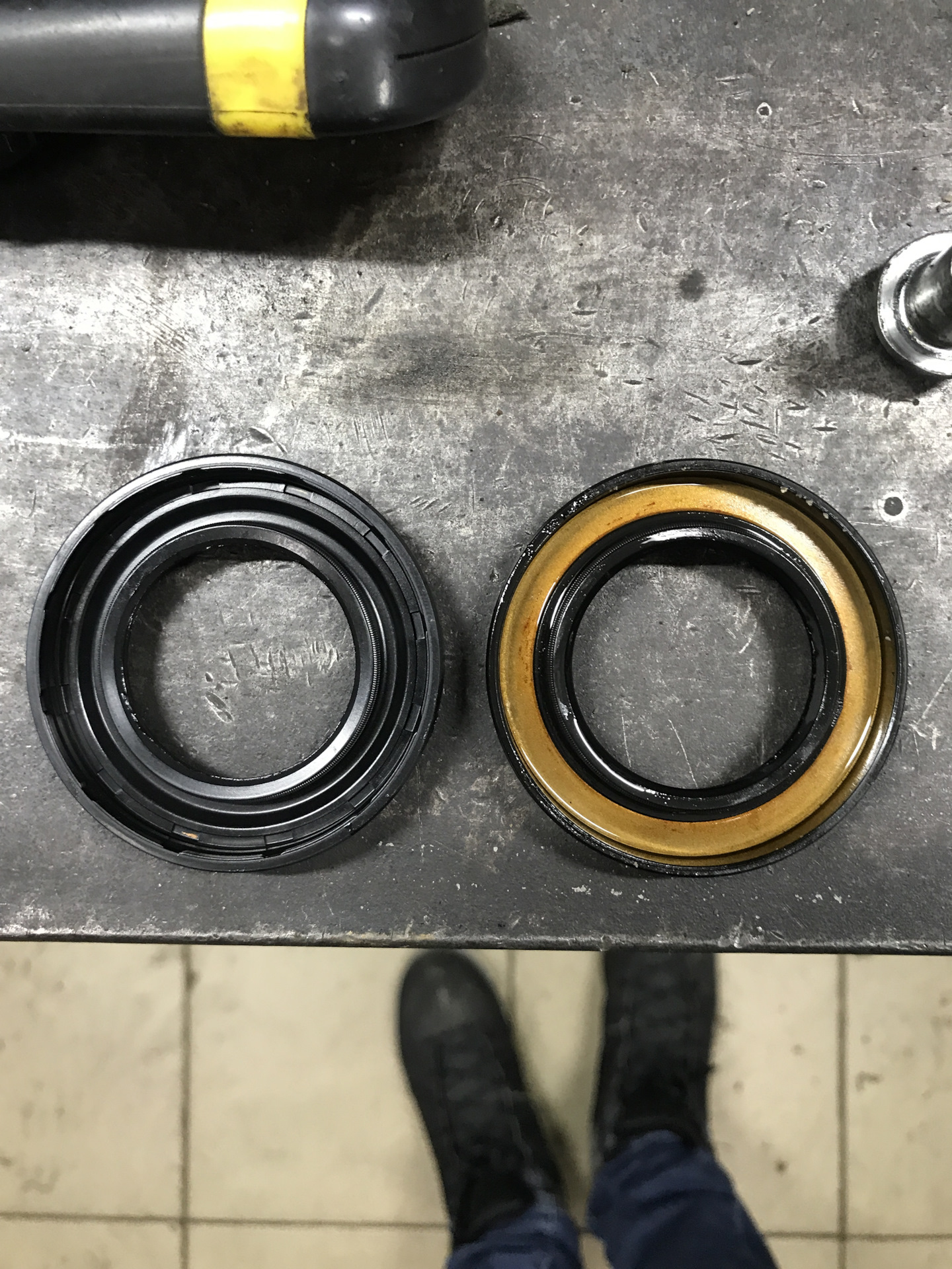 Химчистка и мойка моторного отсека — Volkswagen Golf Mk6 R20, 2 л, 2013 ...