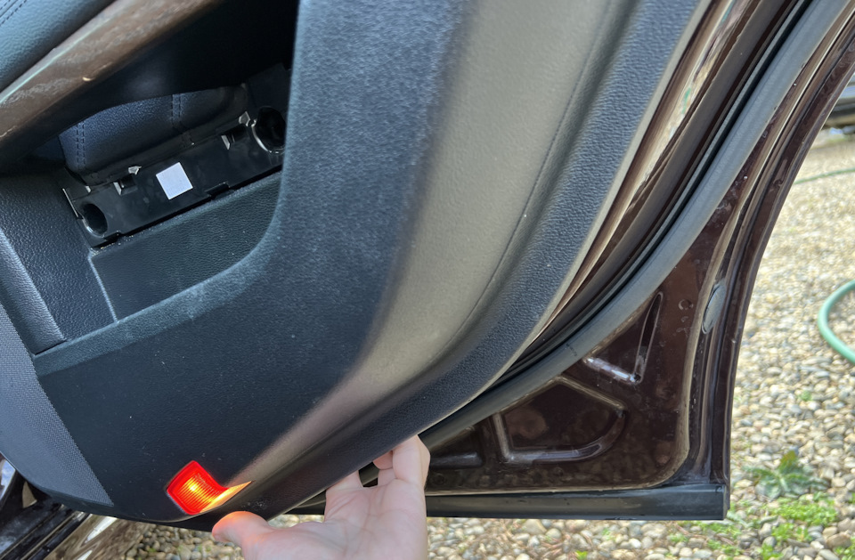 W212 новая акустика в тыл — Mercedes-Benz E-Class (W212), 3,5 л, 2012 ...