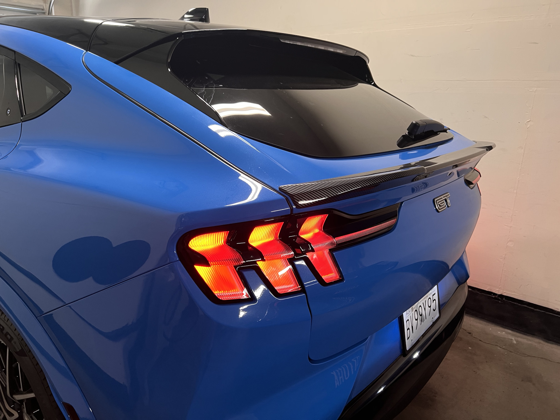 Handsfree liftgate — Ford Mustang Mach-E, 2022 года | электроника | DRIVE2