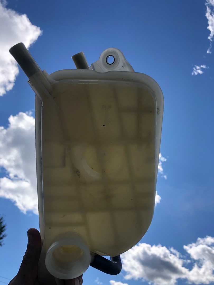 Замена Антифриза и Топливного фильтра — Toyota Corolla (160), 1,6 л ...