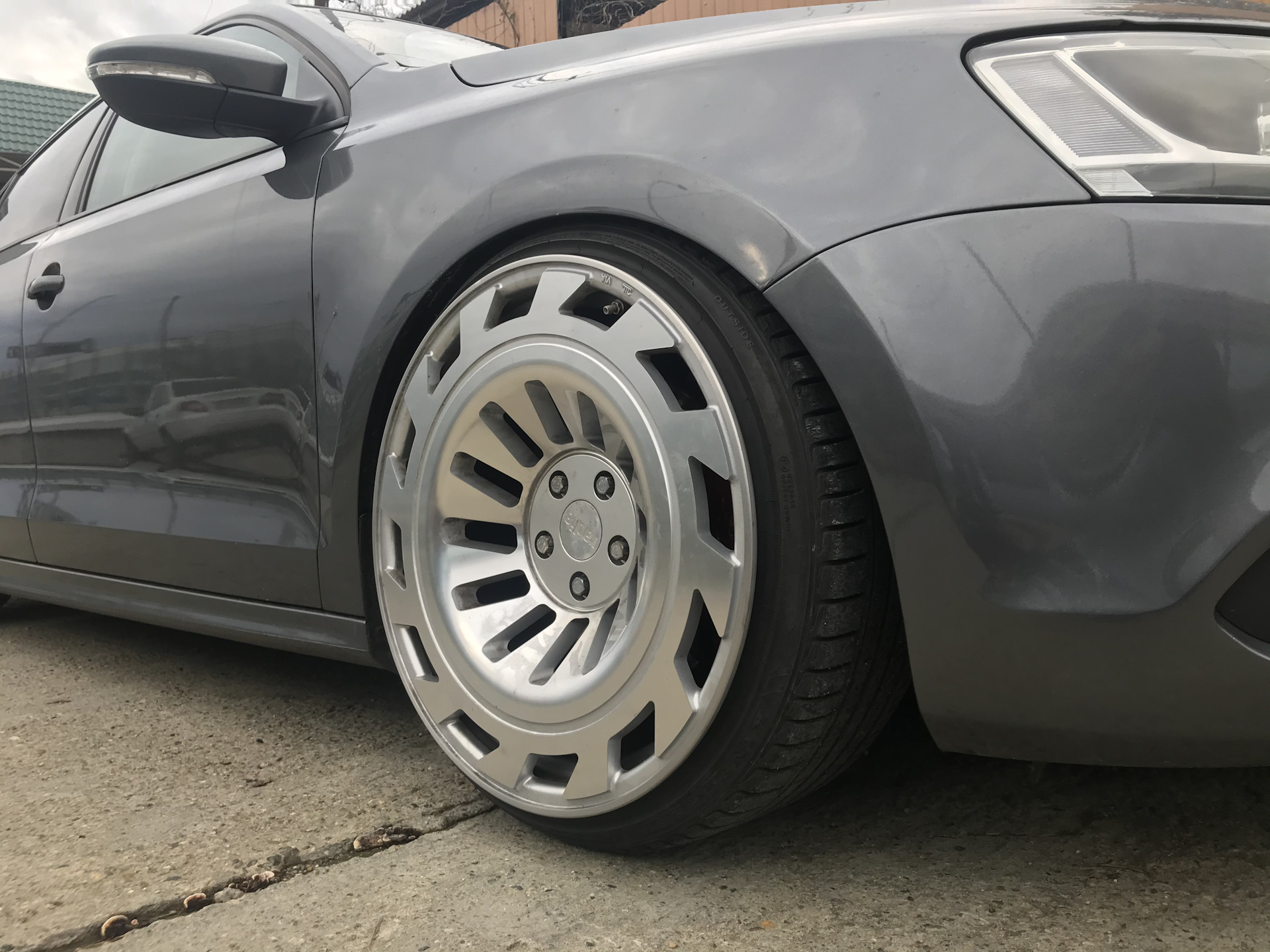 Radi8 10j R19🤘 — Volkswagen Jetta VI, 1,4 л, 2014 года | колёсные диски ...