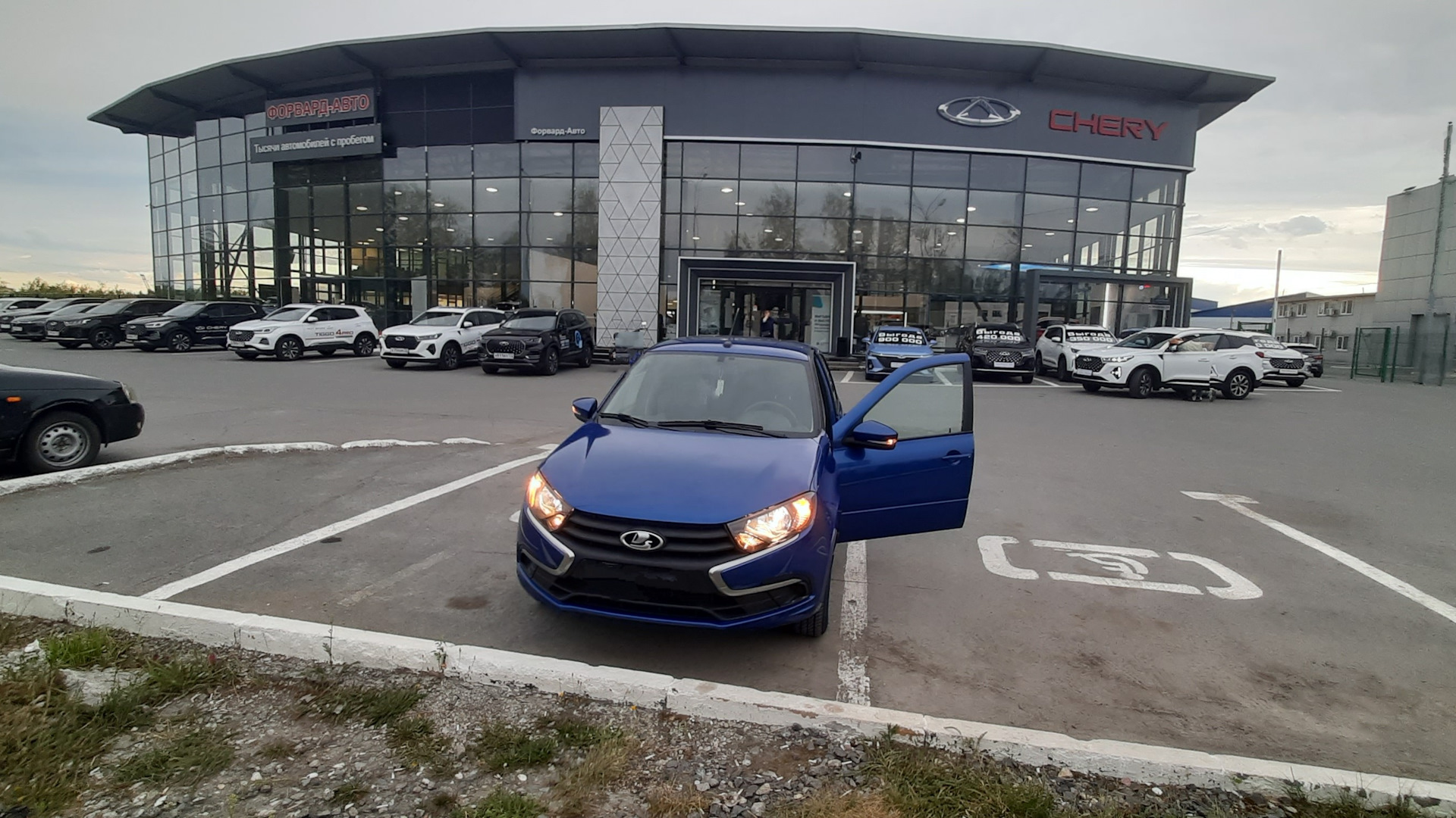 Lada Гранта (2G) FL 1.6 бензиновый 2022 | ☆Grand_Blue☆ на DRIVE2