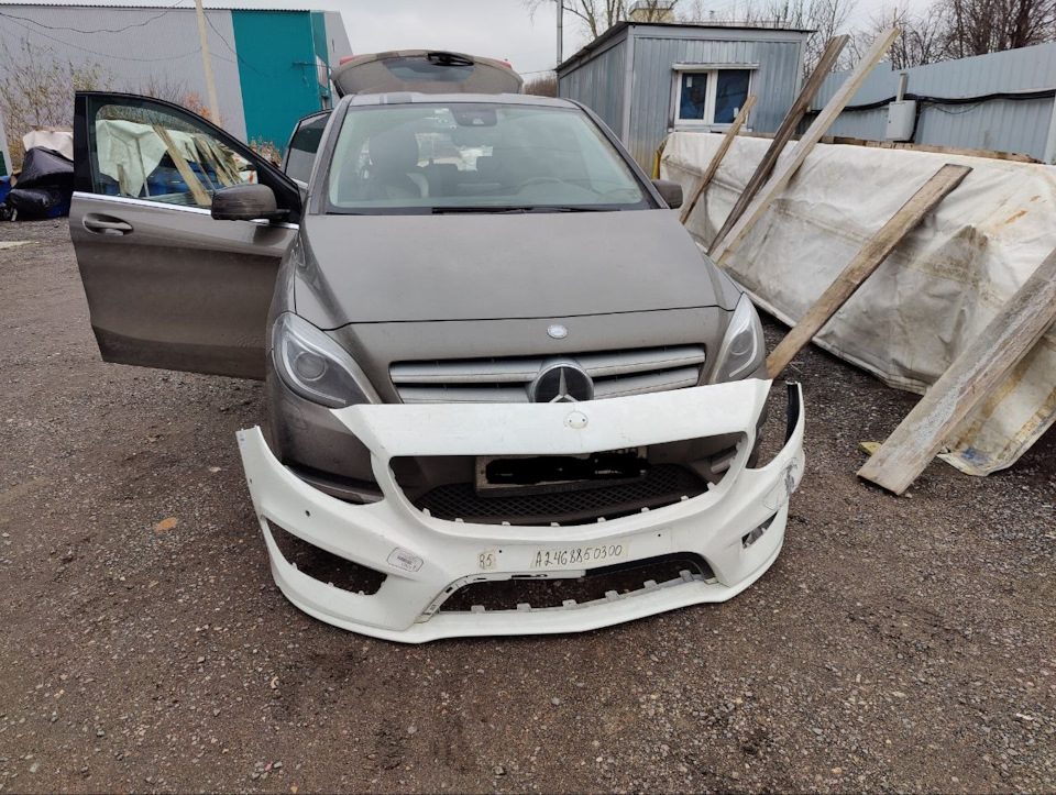 A2468850300 Бампер передний B W246 W242 2017 Mercedes | Запчасти на DRIVE2