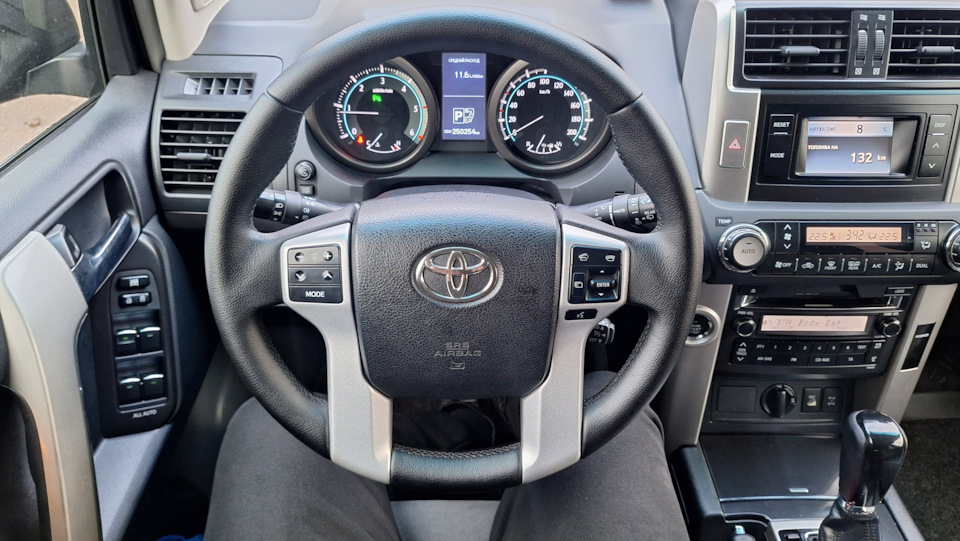 Замена насоса ГУР — Toyota Land Cruiser Prado 150-series, 3 л, 2012 ...