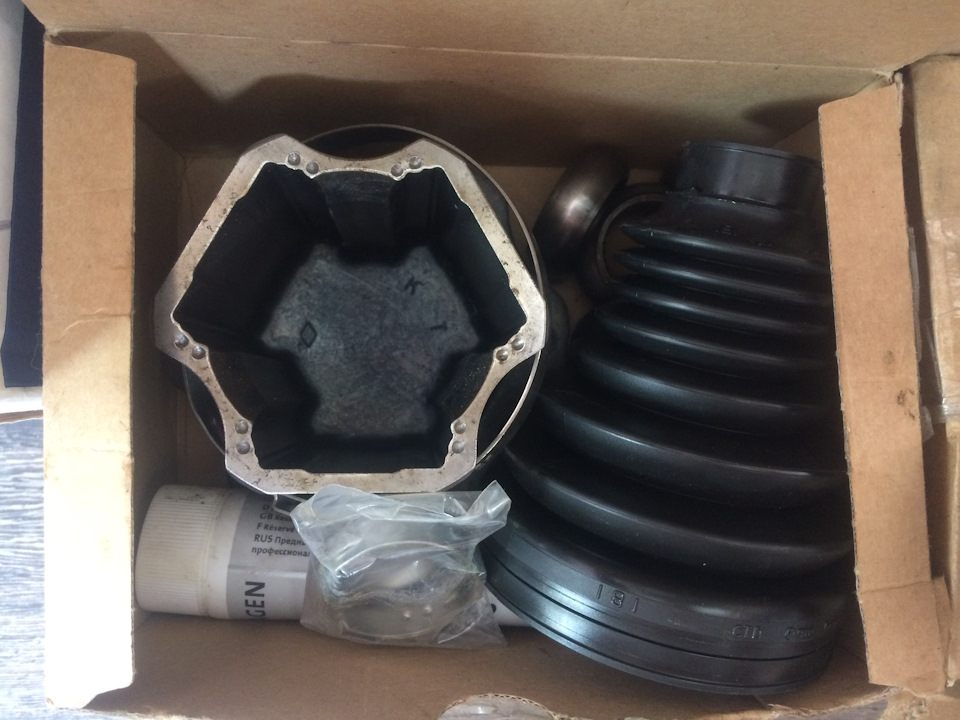 4H0498103A ШРУС внутренний (трипод), комплект / AUDI A-4,5,6,7,8, Q5 08 ...