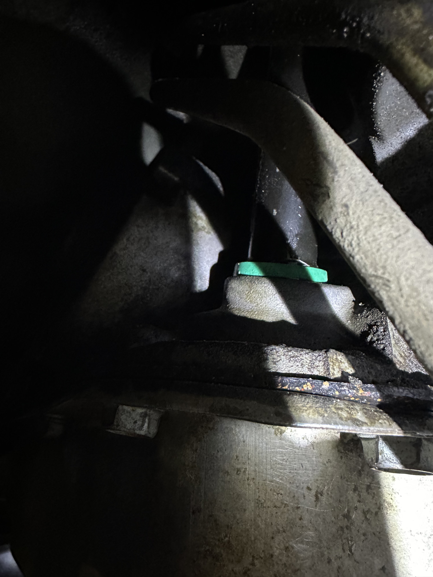 Сальник трубки масляного щупа — Chevrolet TrailBlazer (1G), 4,2 л, 2005 ...