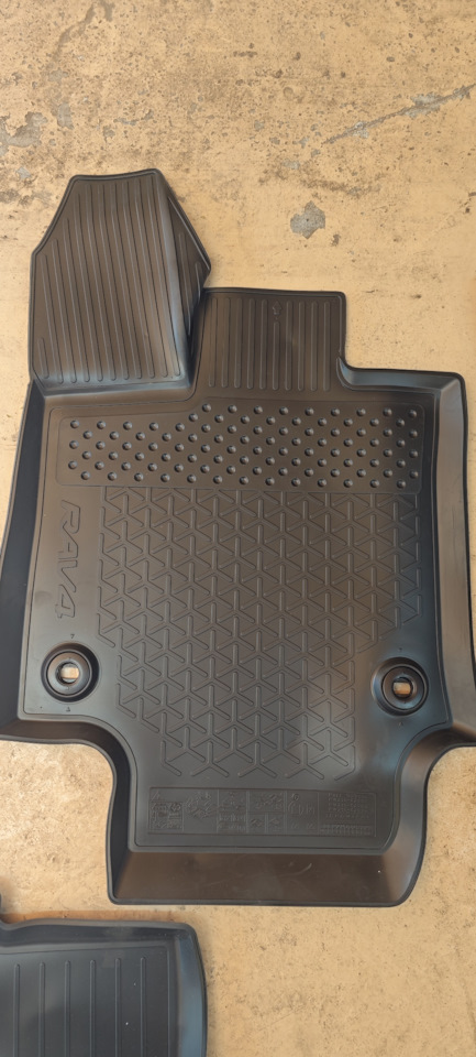 Коврики салона, черные Тойота Рав 4 19- на Toyota RAV4 (5G). | 4 500 ...