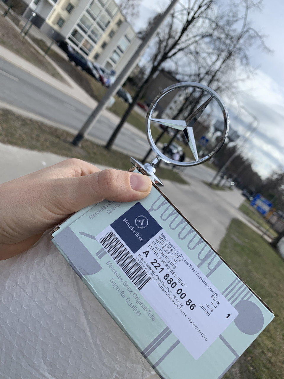 Тормозные трубки спереди, прицел и замок багажника — Mercedes-Benz C ...