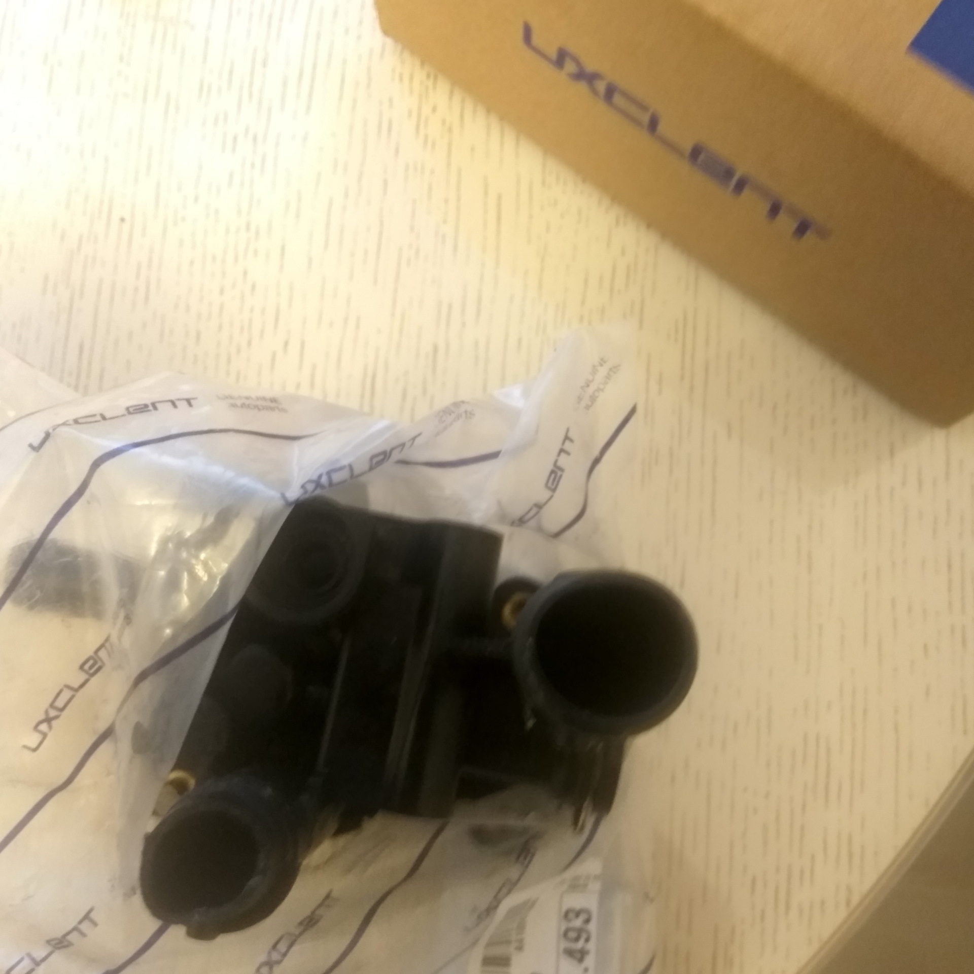 Корпус термостата пластик Uxclent — Chevrolet Aveo Sedan (2G), 1,6 л ...