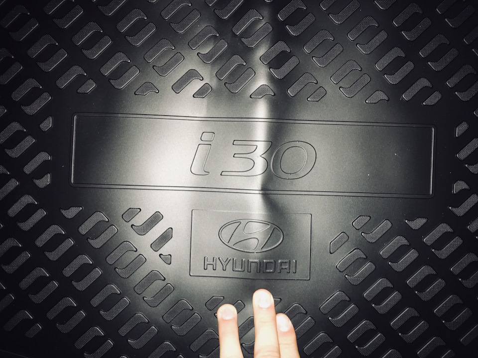 Коврик в багажник i30 — Hyundai i30 (2G), 1,6 л, 2013 года | тюнинг ...
