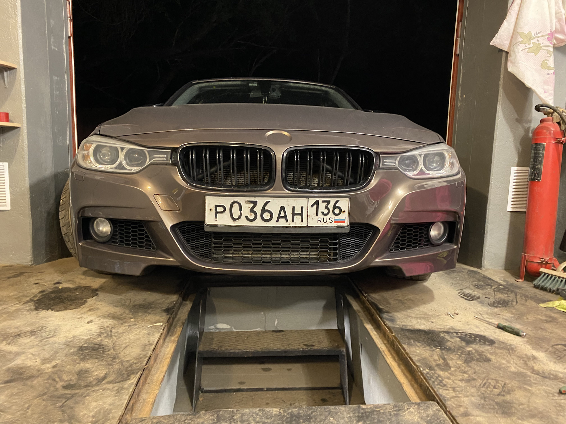 Передний бампер M-Pack. — BMW 3 series (F30), 2 л, 2013 года | тюнинг ...