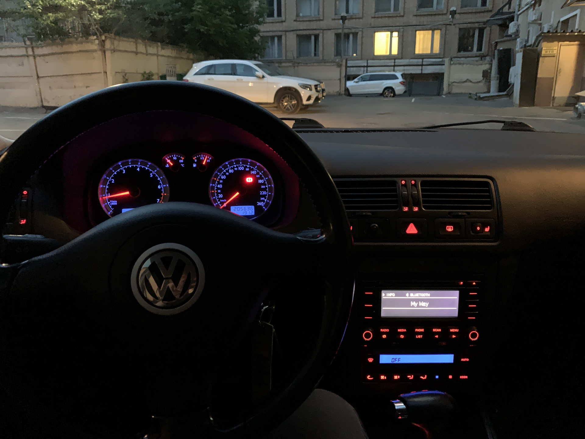 Rcn 210 вместо vw rns mcd — Volkswagen Bora (1G), 2 л, 2000 года ...