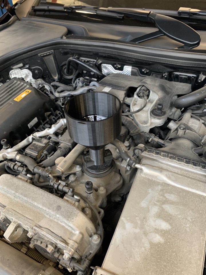 06K103281A Патрубок для заливания масла VAG | Запчасти на DRIVE2