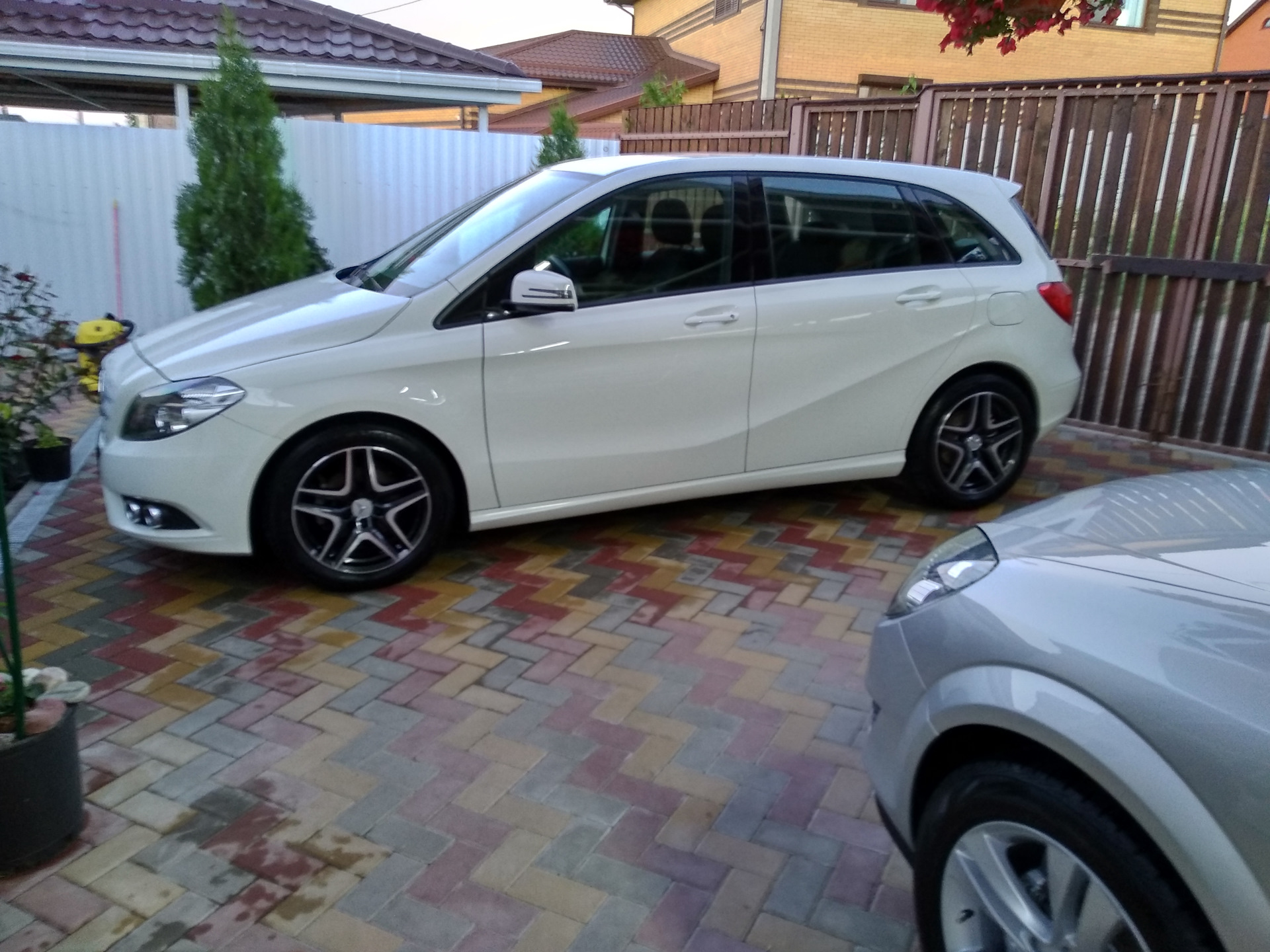 Просто фото — Mercedes-Benz B-Class (W246), 1,6 л, 2013 года | просто ...