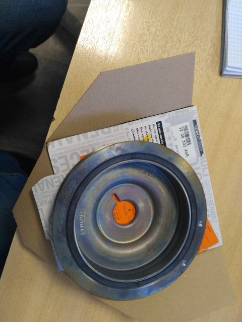 123031777R Ременный шкив, коленчатый вал RENAULT | Запчасти на DRIVE2