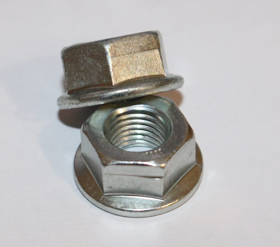 Насадка на глушитель (часть2) — Volvo XC90 (1G), 2,4 л, 2013 года ...