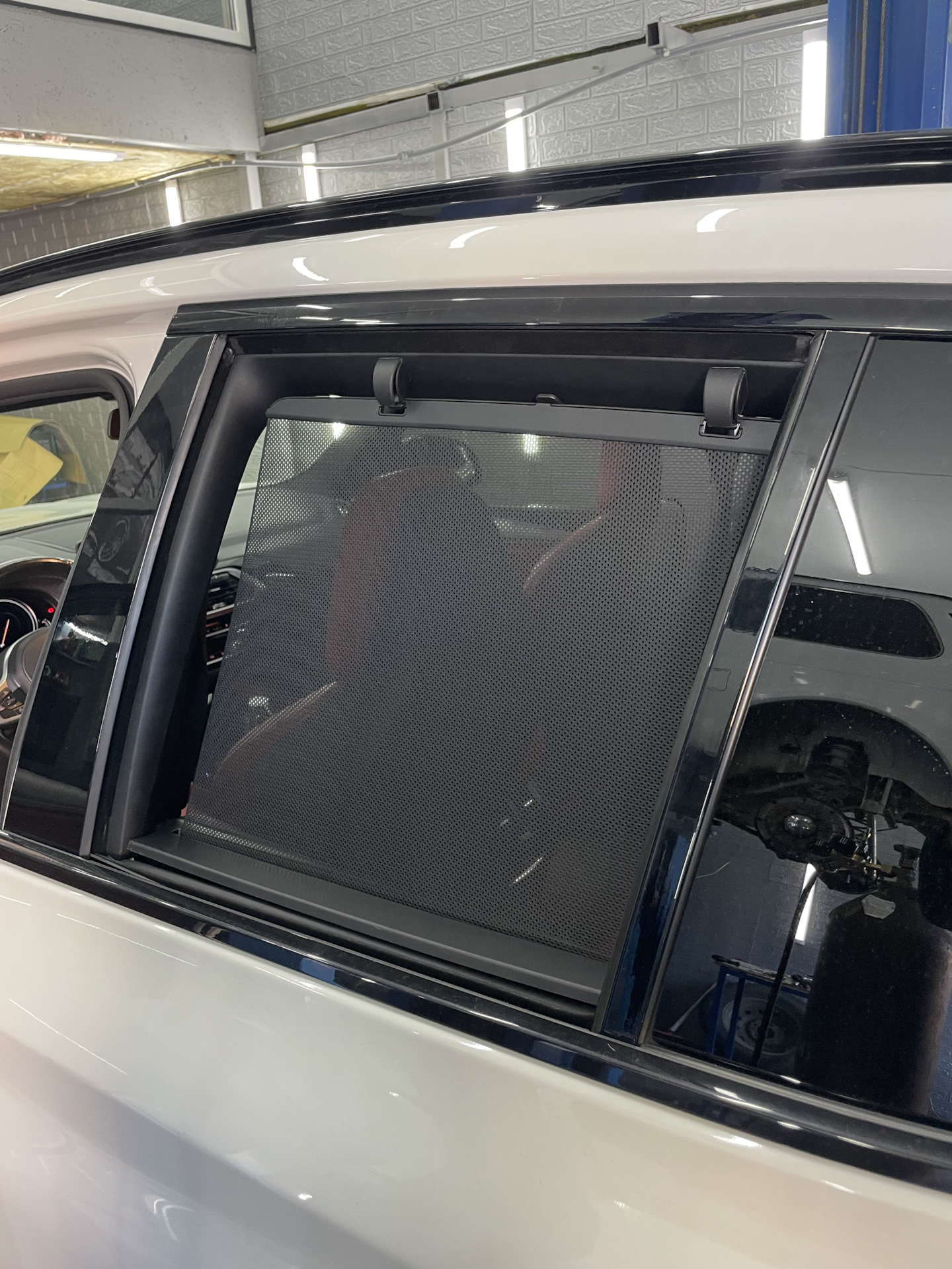 Солнцезащитные шторки(S417A) — BMW X3 (G01), 3 л, 2018 года | стайлинг ...