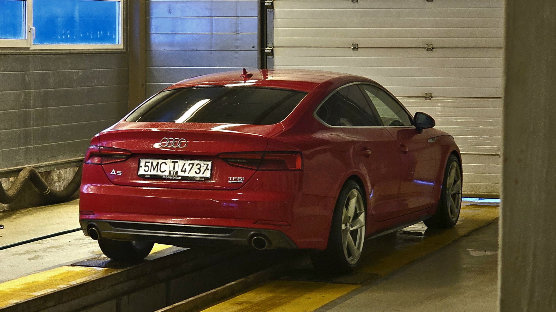 Audi A5 Sportback (2G) 2.0 бензиновый 2016 | RED на DRIVE2