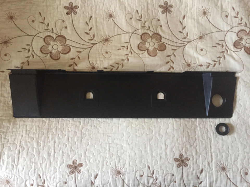 Бленда на крышку багажника М5 — BMW 5 series (E34), 2,5 л, 1995 года ...