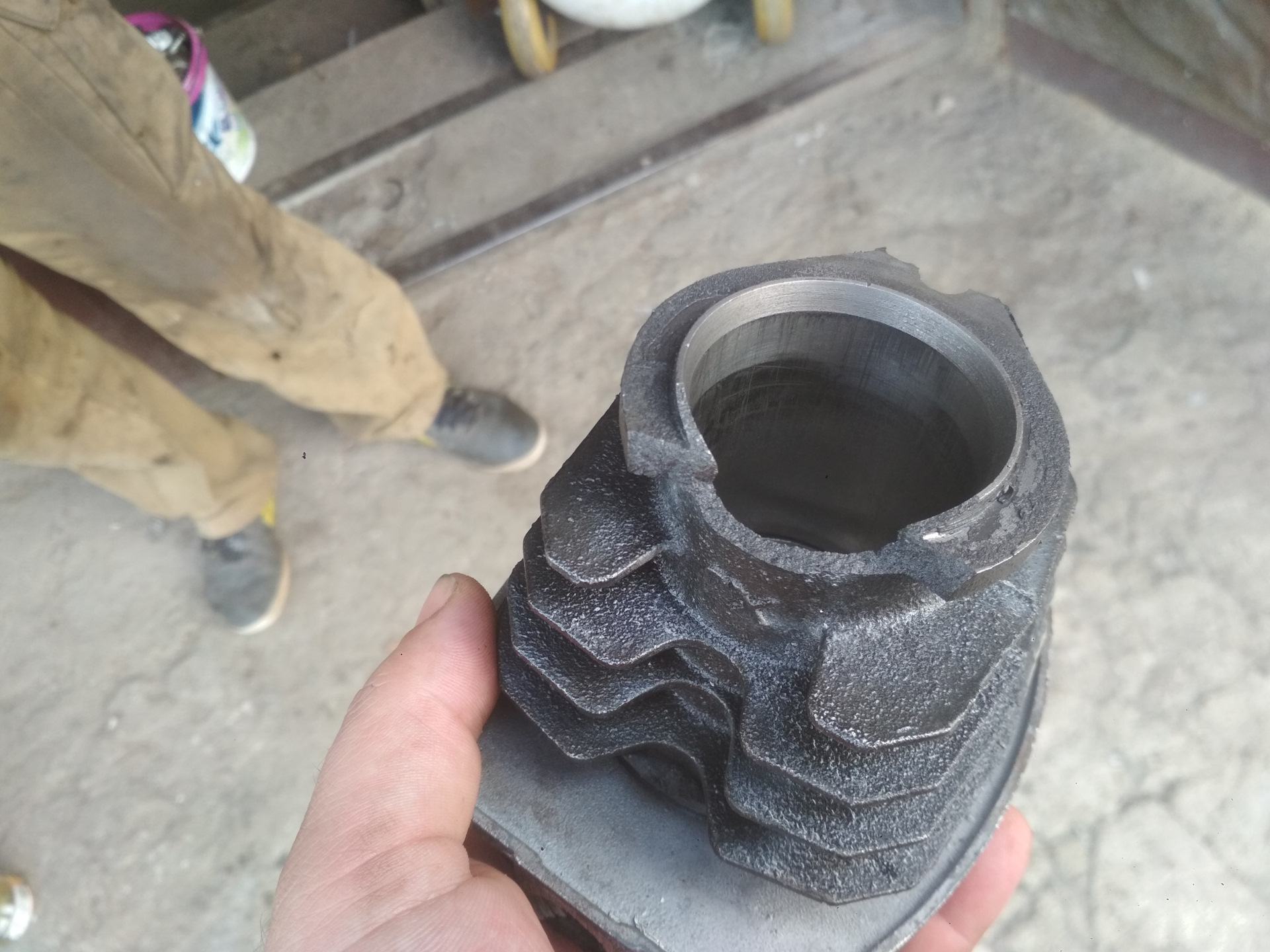 Почти "кулак дружбы". Что бывает, если перевернуть кольцо. — DRIVE2