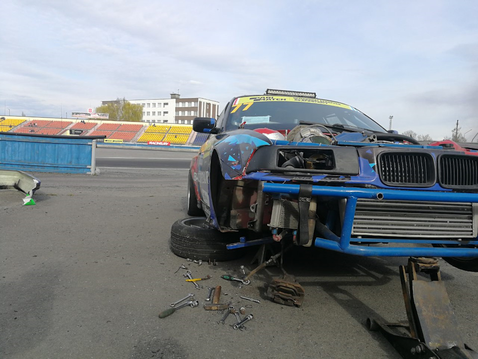 Замена ремней. — Renault Logan (1G), 1,4 л, 2013 года | своими руками ...