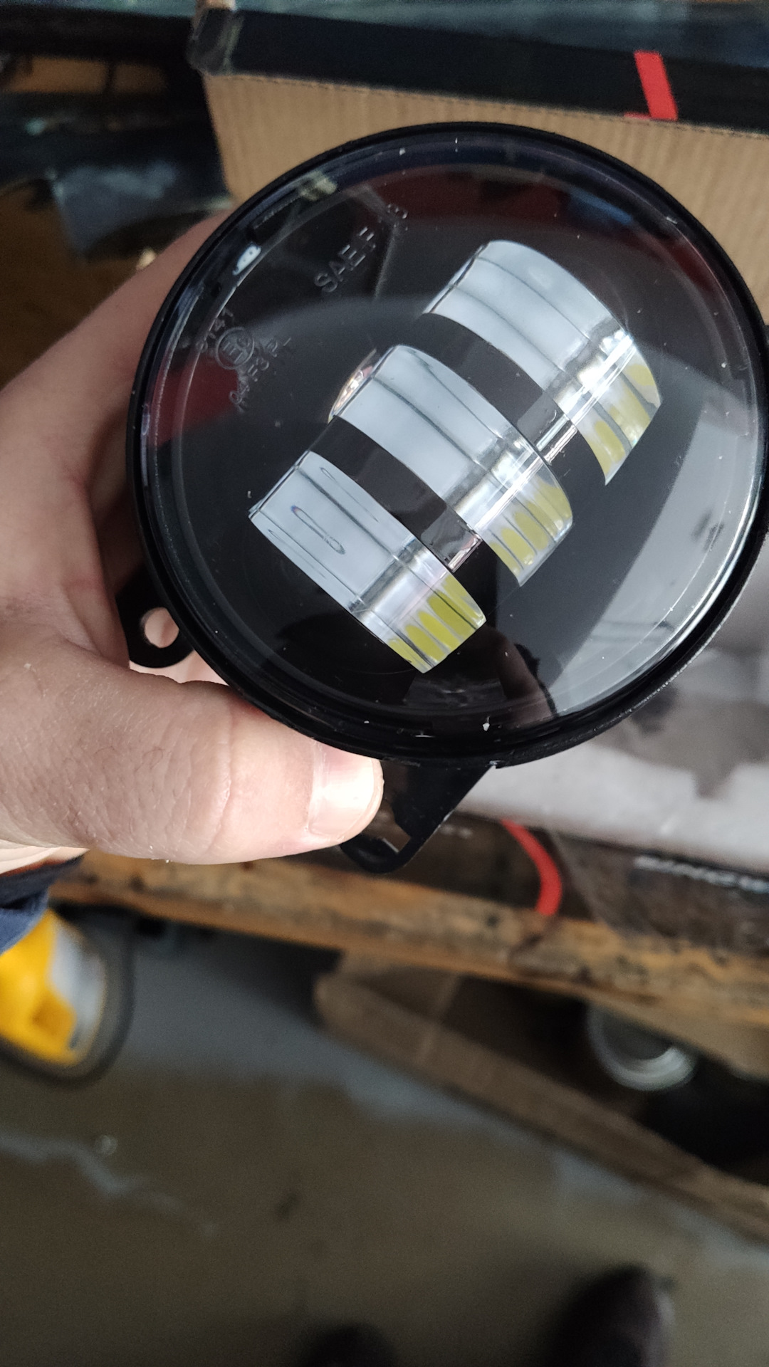 Замена противотуманок на led — DRIVE2