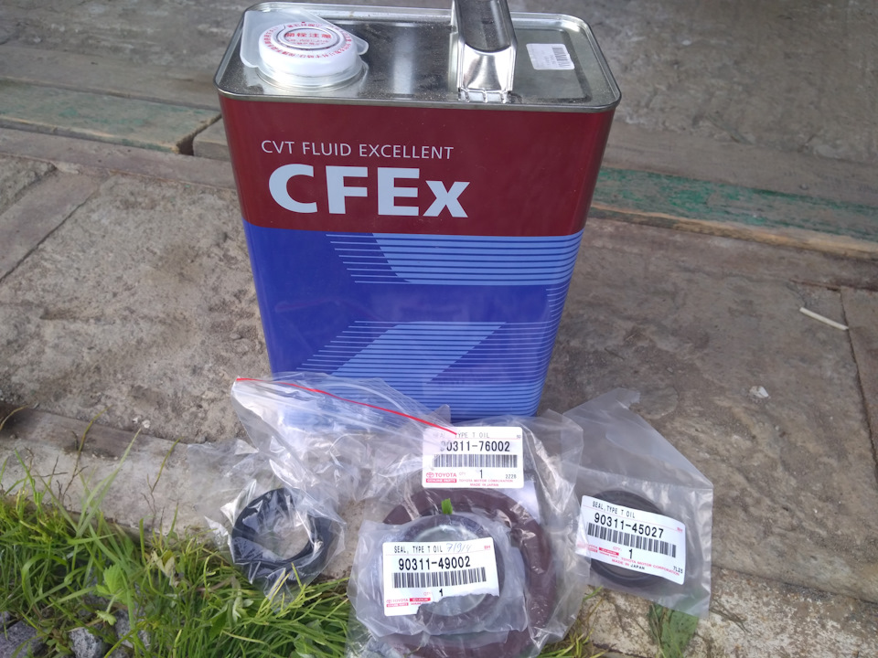 Замена сальников вариатора и коленчатого вала — Toyota Corolla Fielder ...