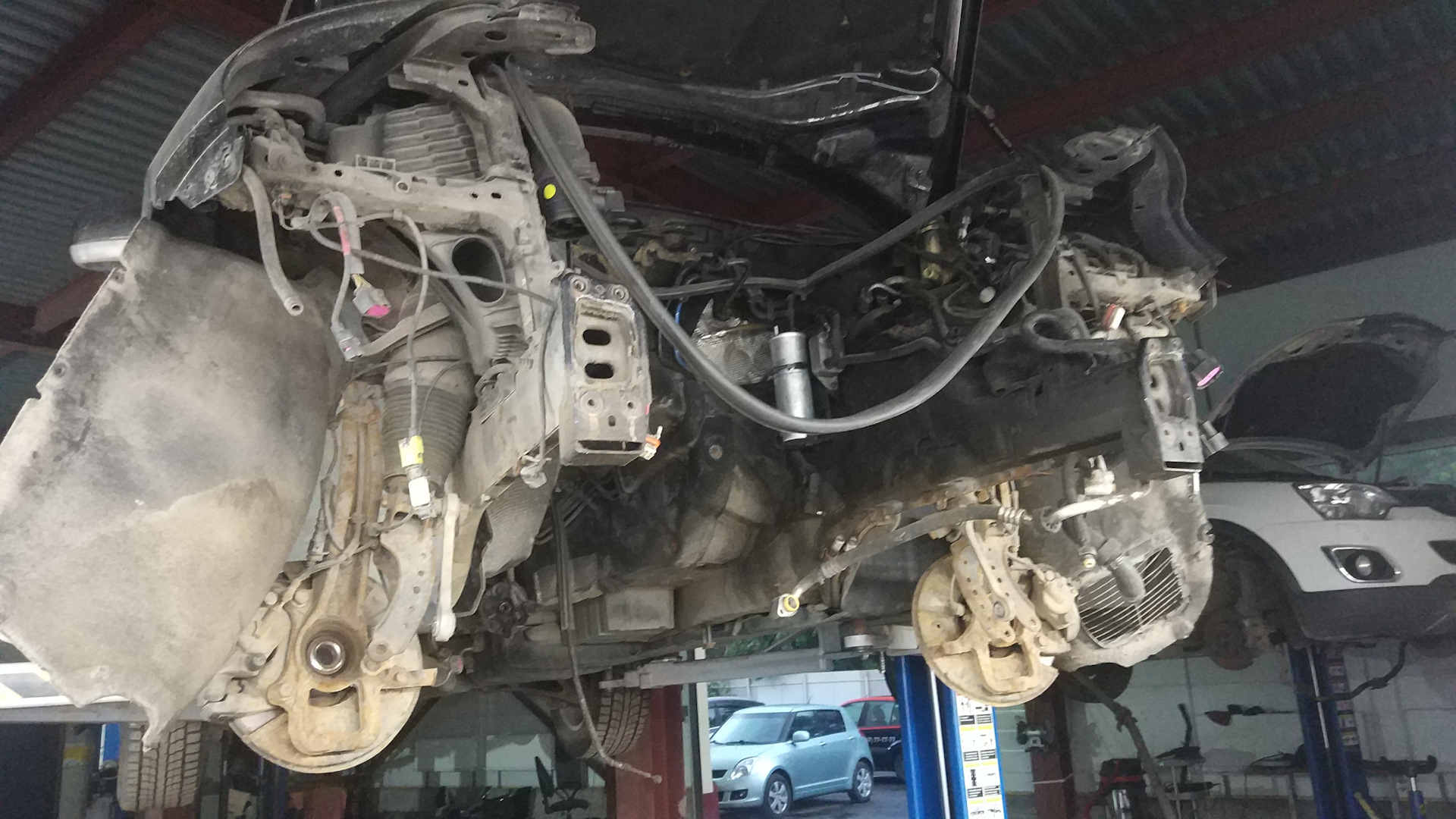 Небольшой ремонтик) — Volkswagen Touareg (1G), 2,5 л, 2005 года ...