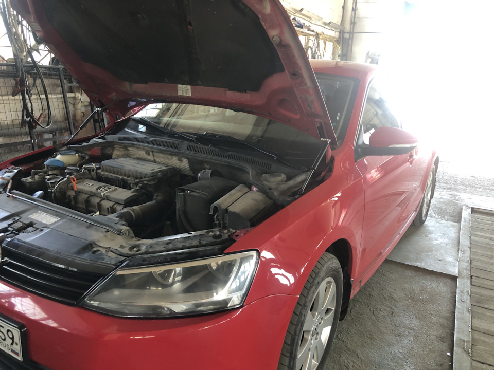Цепочка… Бисмарк по стоимости… — Volkswagen Jetta VI, 1,6 л, 2012 года ...