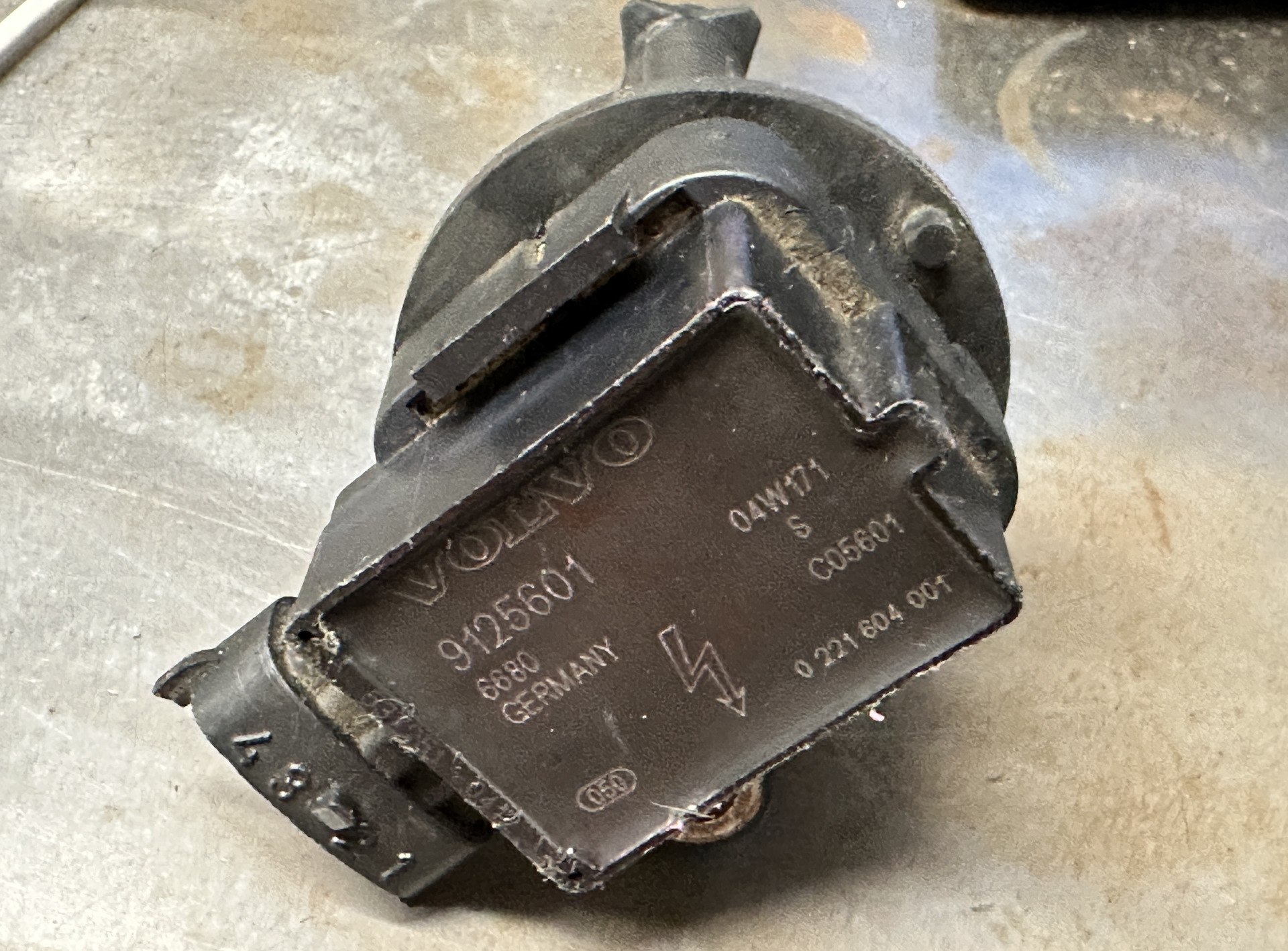 Bosch VS GParts Катушки зажигания — Volvo XC90 (1G), 2,5 л, 2004 года ...