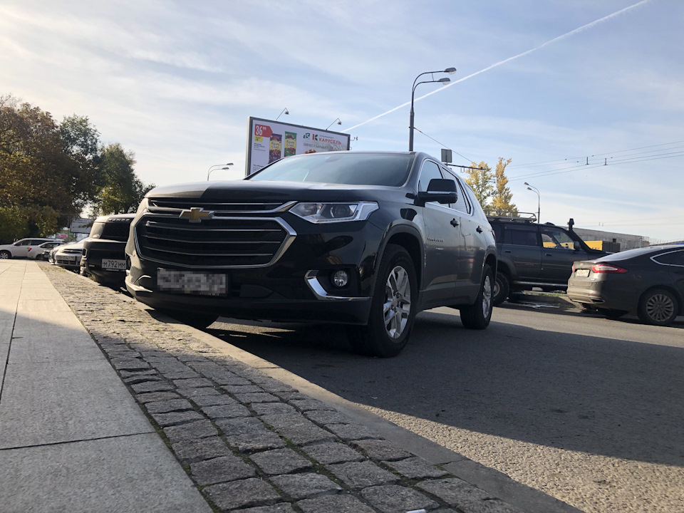 Лампас Покрас… Тьфу, кузовной сделал. — Chevrolet Traverse (2G), 3,6 л ...