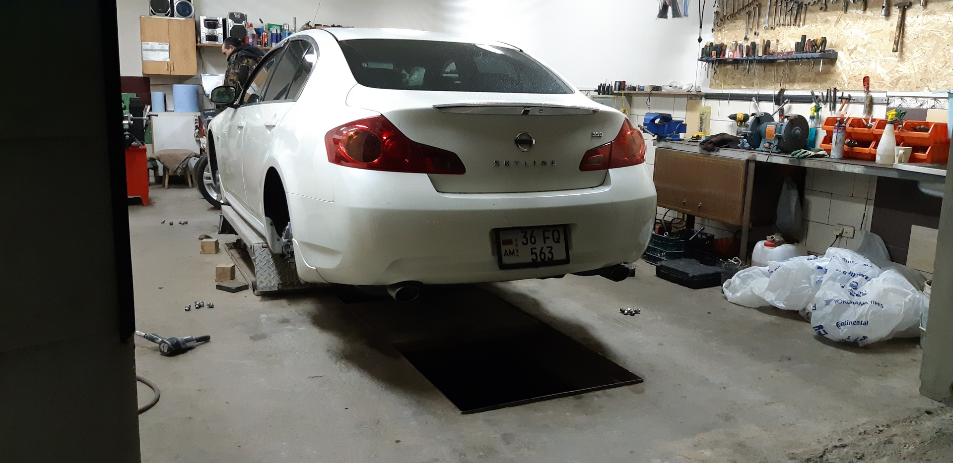 Устала резина, заменил на Dunlop digi-tyre r18 — Nissan Skyline (V36), 3,5 л, 2007 года | шины ...