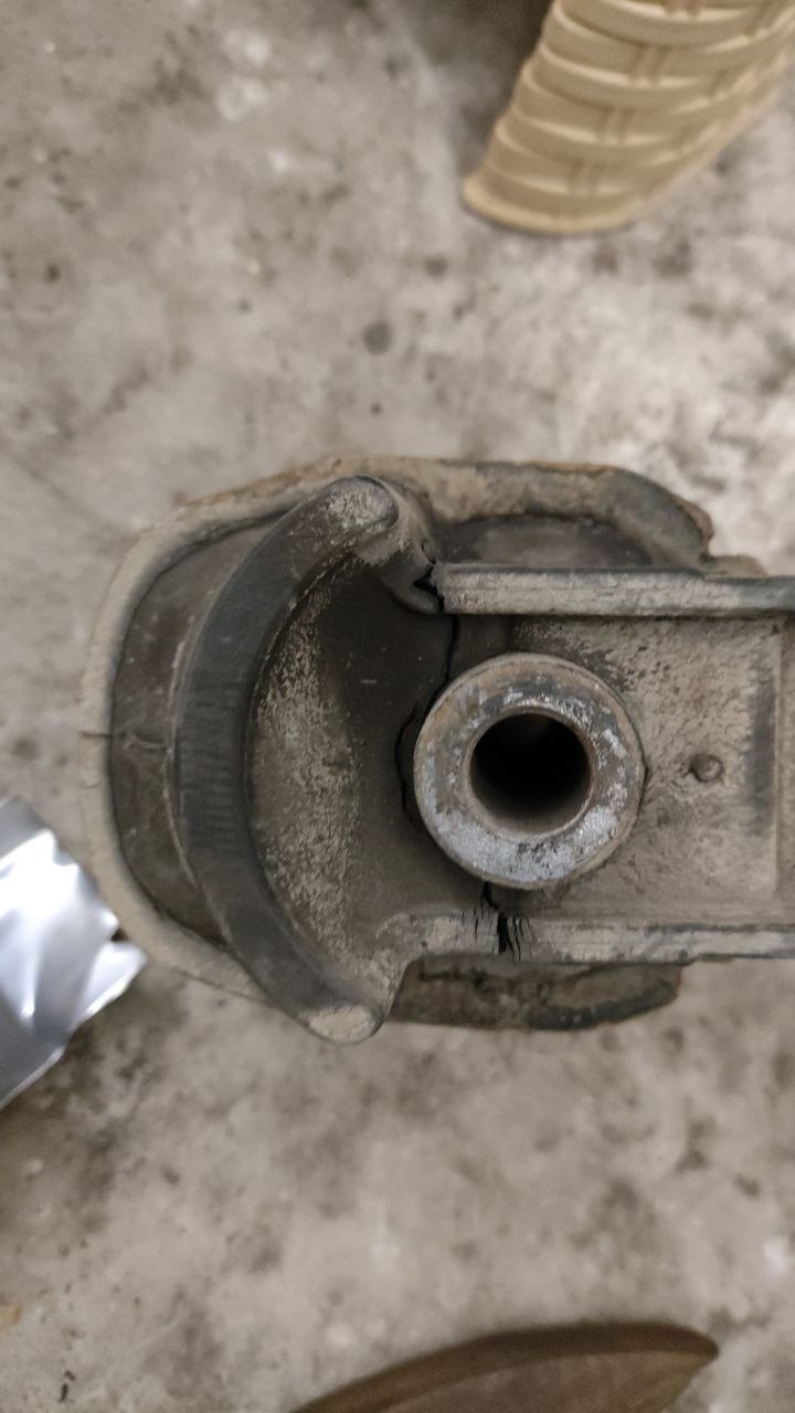 И снова задняя подвеска — Toyota Premio (T240), 1,8 л, 2006 года ...