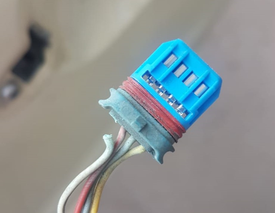 Разъем ручки двери Volvo/Jaguar keyless на Volvo S80 (2G), Volvo XC70 ...