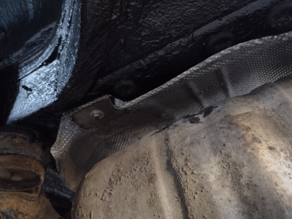 Обработка кузова: арок, порогов, заднего днища, лонжеров — Volvo XC90 ...