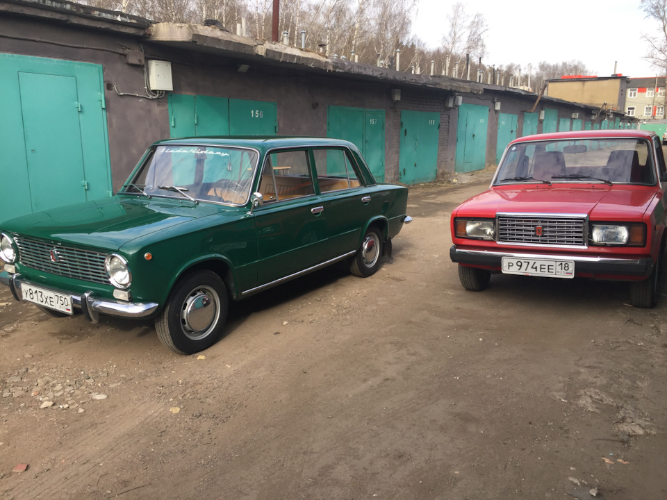 Град Московский. Гаражи. Весеннее утро. Ретроспектива — Lada 2107, 1,5 л, 1988 года | просто так ...