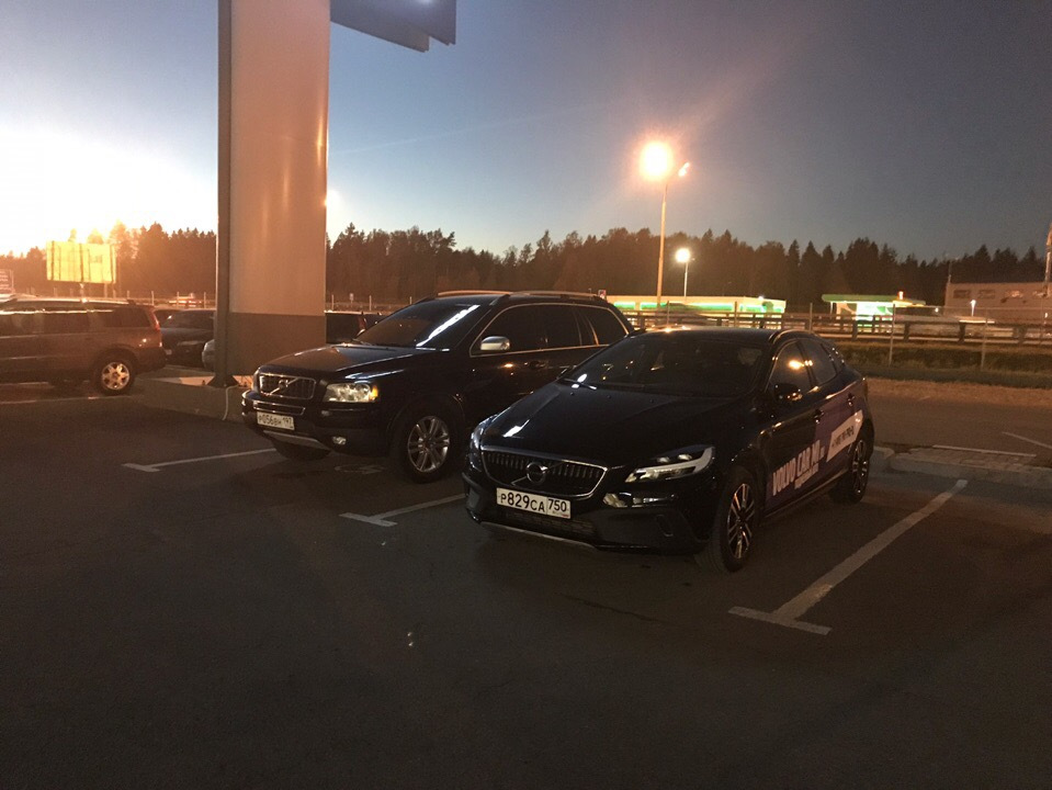 #8 Визит к Официальному Дилеру Volvo Car M1 — Volvo XC90 (1G), 2,5 л ...