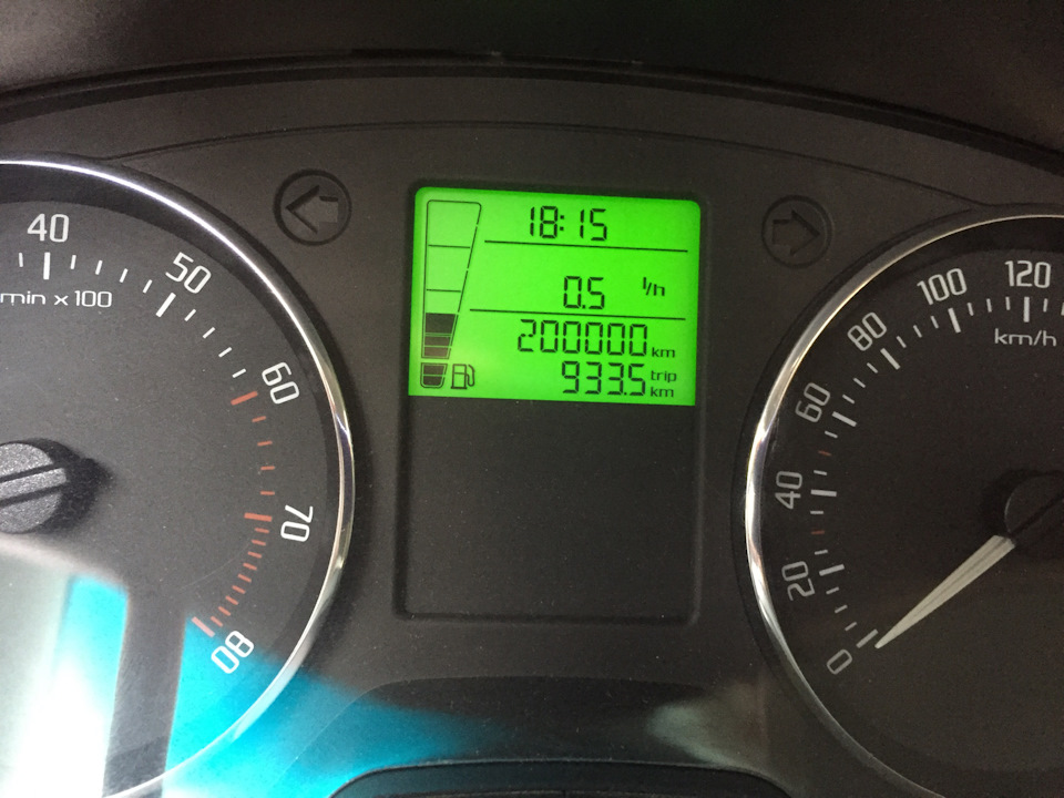 Рулевая рейка — Skoda Fabia Mk2, 1,4 л, 2011 года | запчасти | DRIVE2