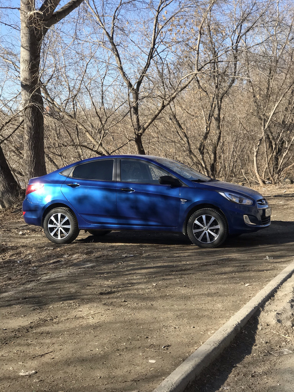Колёса на зиму R16 — Hyundai Solaris, 1,6 л, 2013 года | колёсные диски ...