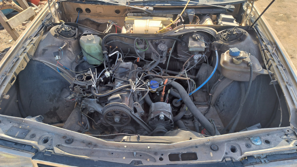 Разбор Audi 100 c3 1.8 дорест на Audi 100 (C3), Audi 100 Avant (C3 ...