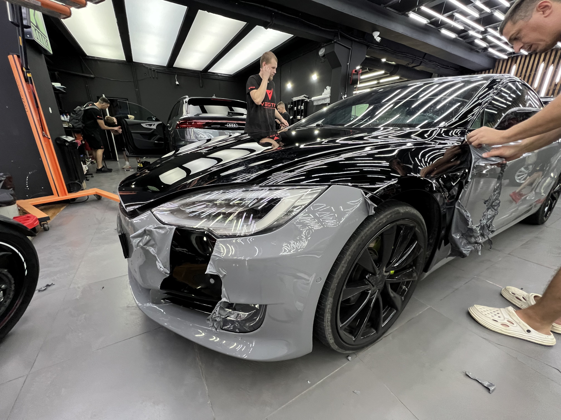 Back in Black — Tesla Model S, 2018 года | стайлинг | DRIVE2