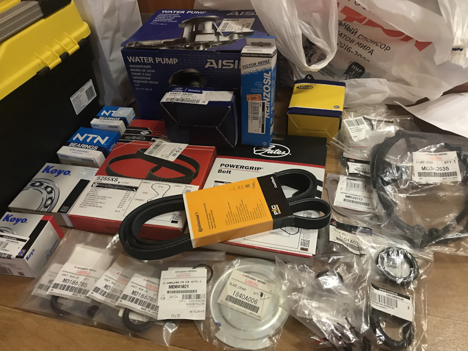 Замена комплекта ГРМ, водяного насоса. Опять нарвался на подделку ...