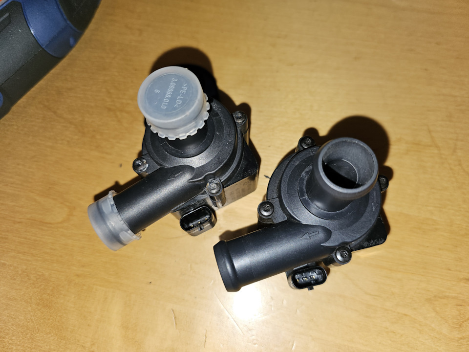 Ошибка P261A00 / Замена дополнительного насоса V51 охлаждающей жидкости ...