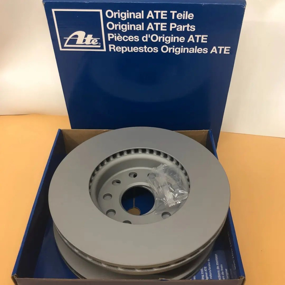 ATE brake discs — Volkswagen Tiguan (2G), 2 л, 2019 года | расходники ...